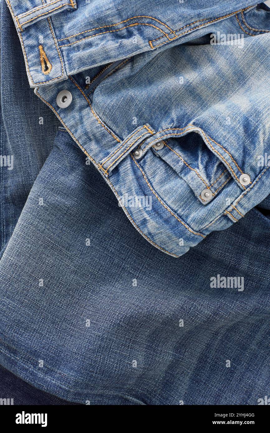 Spread out laundry hi-res stock photography and images - Alamy