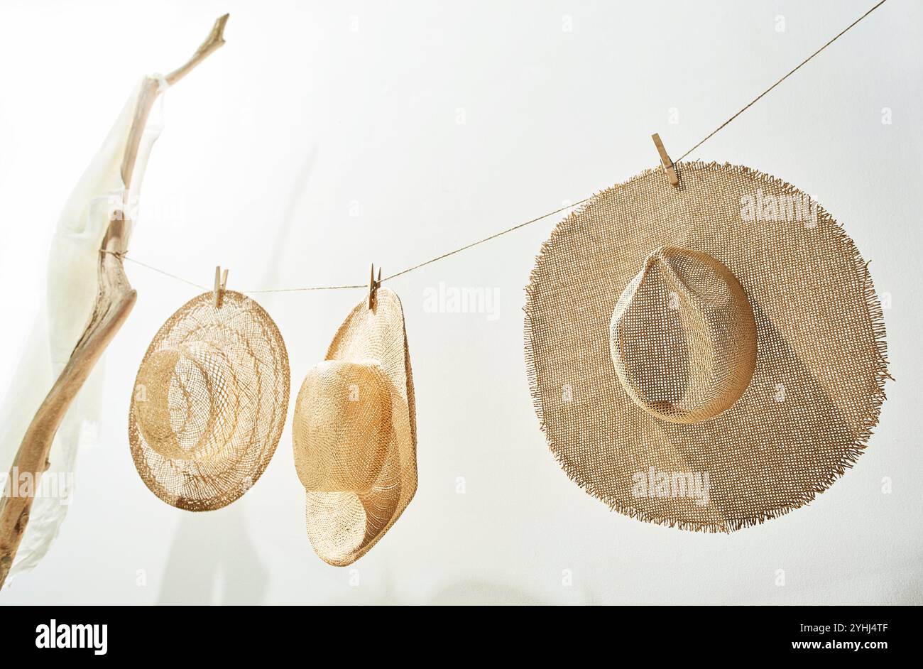 String hat hi-res stock photography and images - Alamy