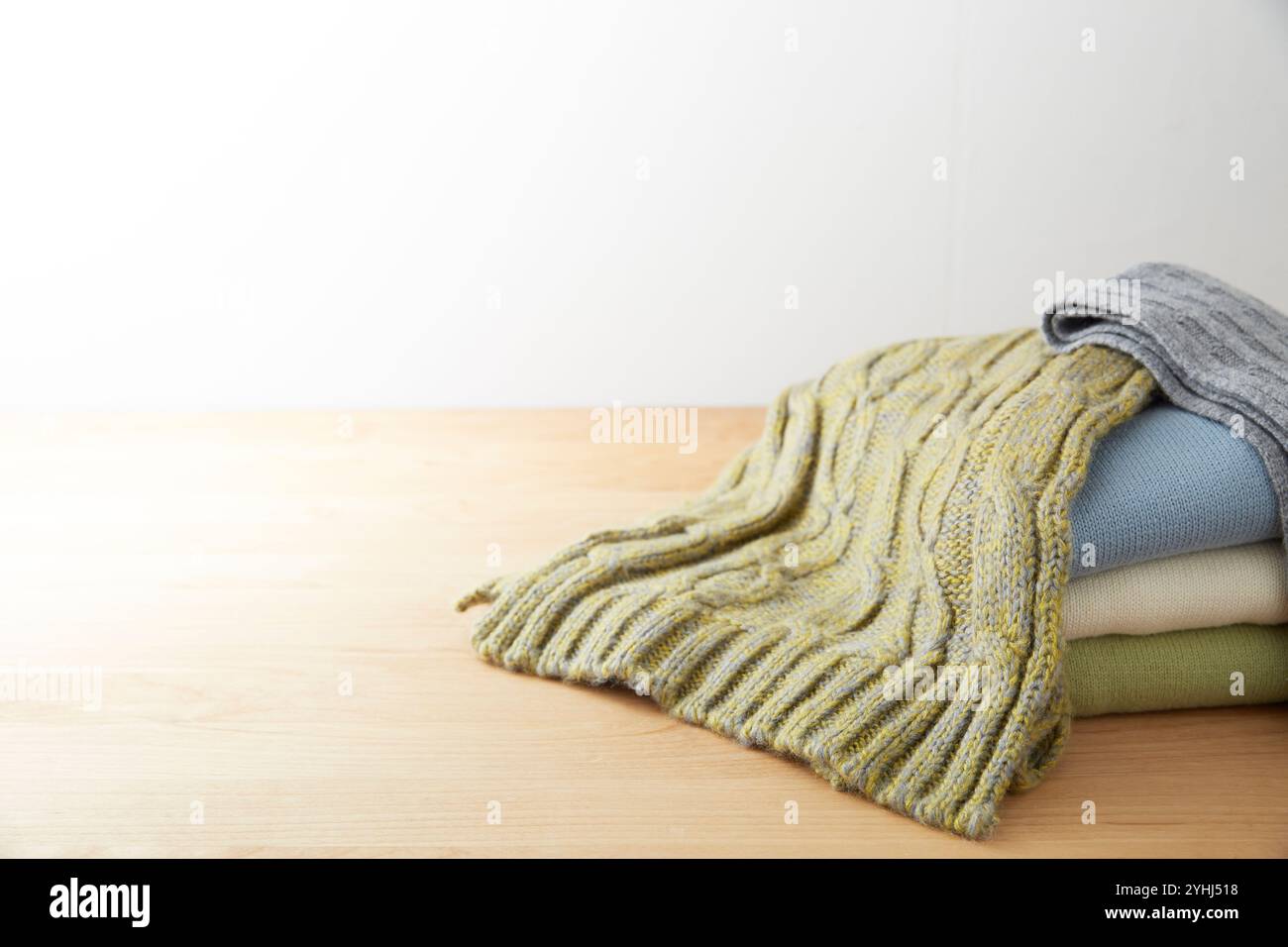 Folded knit hi-res stock photography and images - Alamy