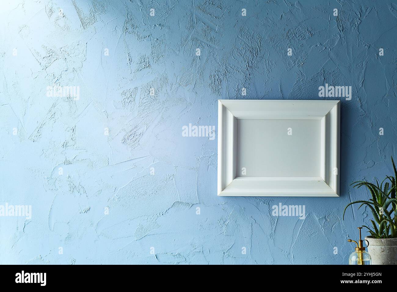 Structural glass room hi-res stock photography and images - Alamy