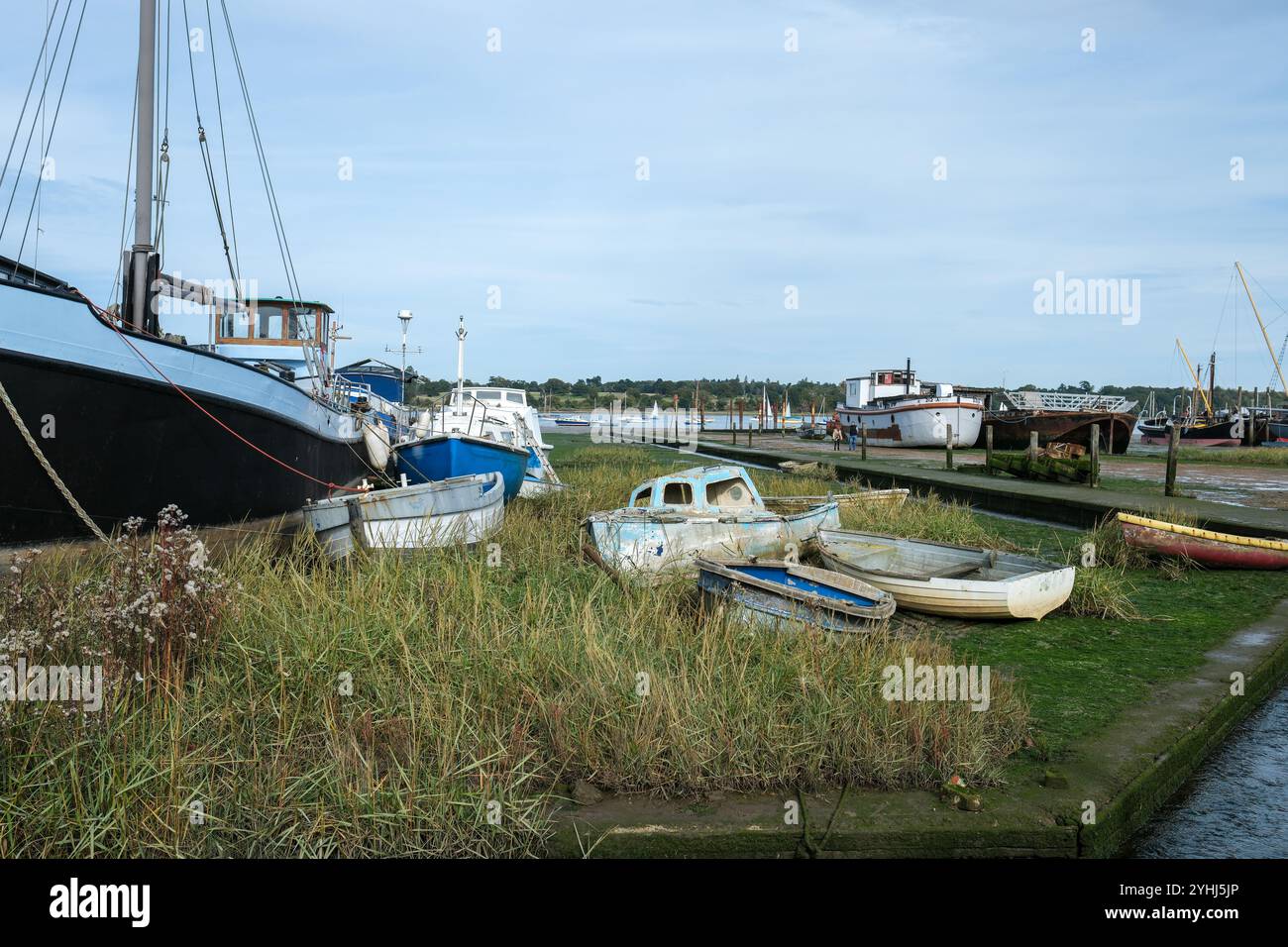 Pin mill hi-res stock photography and images - Alamy