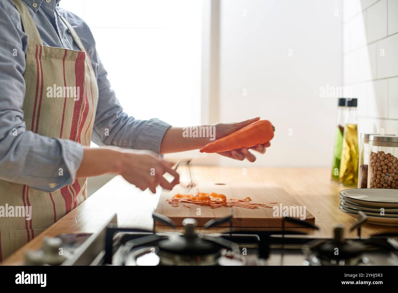Kitchen peeler hi-res stock photography and images - Alamy