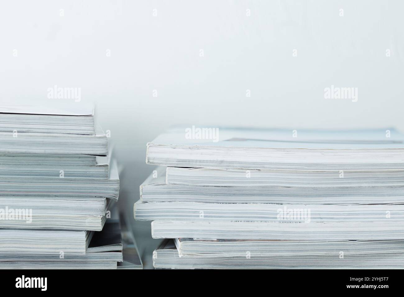 Heavy load magazines hi-res stock photography and images - Alamy