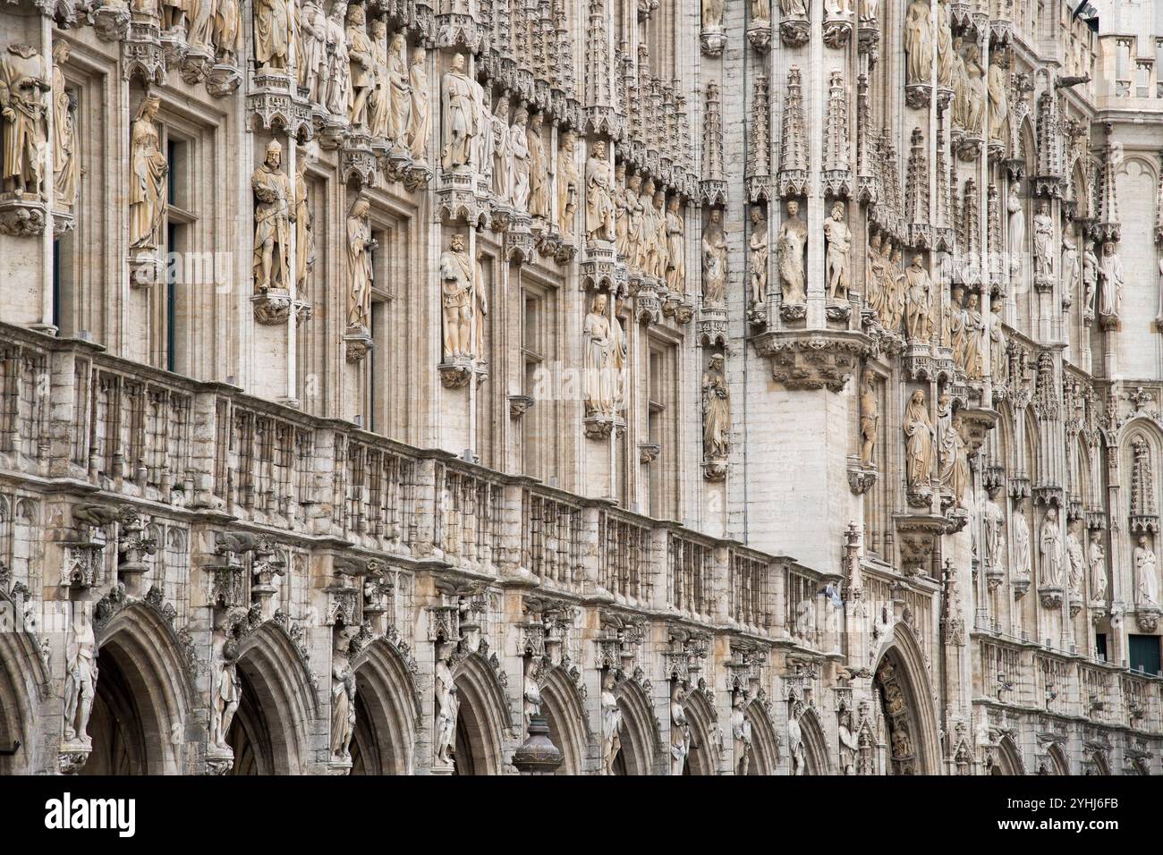 Brabantine Gothic Hotel de Ville de Bruxelles / Stadhuis van Brussel ...