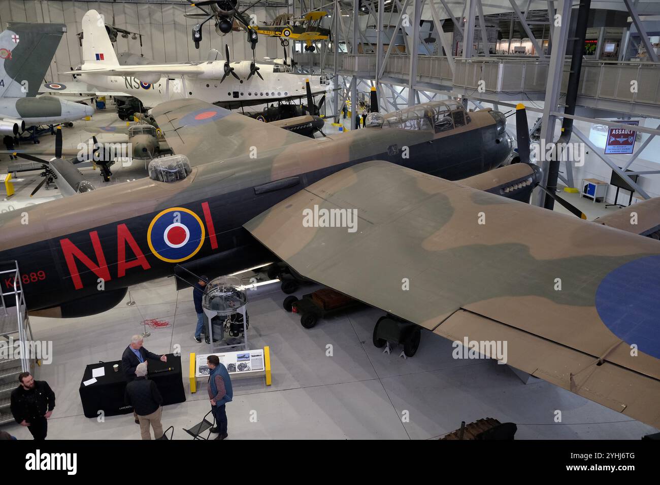 Avro lancaster wing hi-res stock photography and images - Alamy