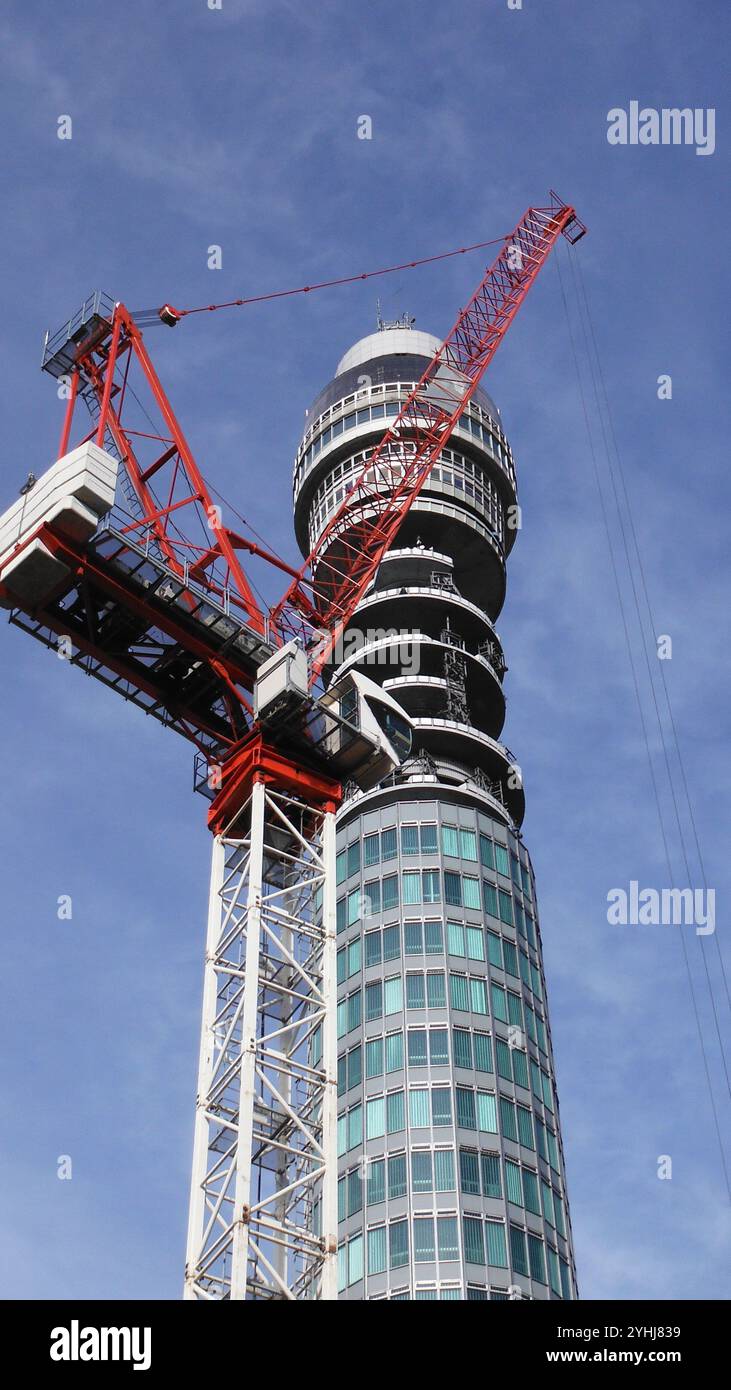 Tower crane in london hi-res stock photography and images - Alamy
