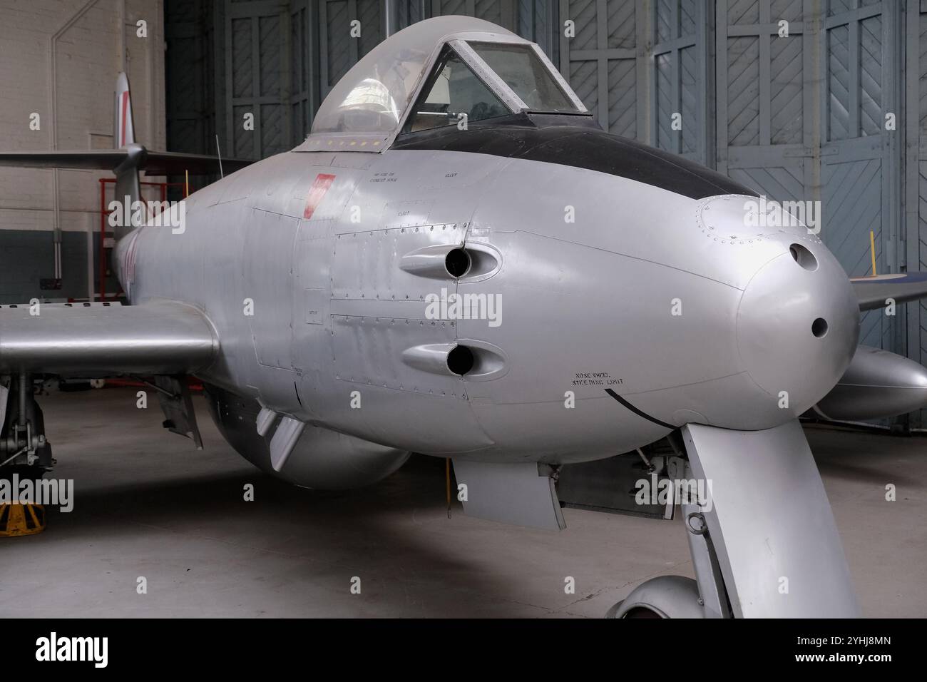 Gloster meteor in flight hi-res stock photography and images - Alamy