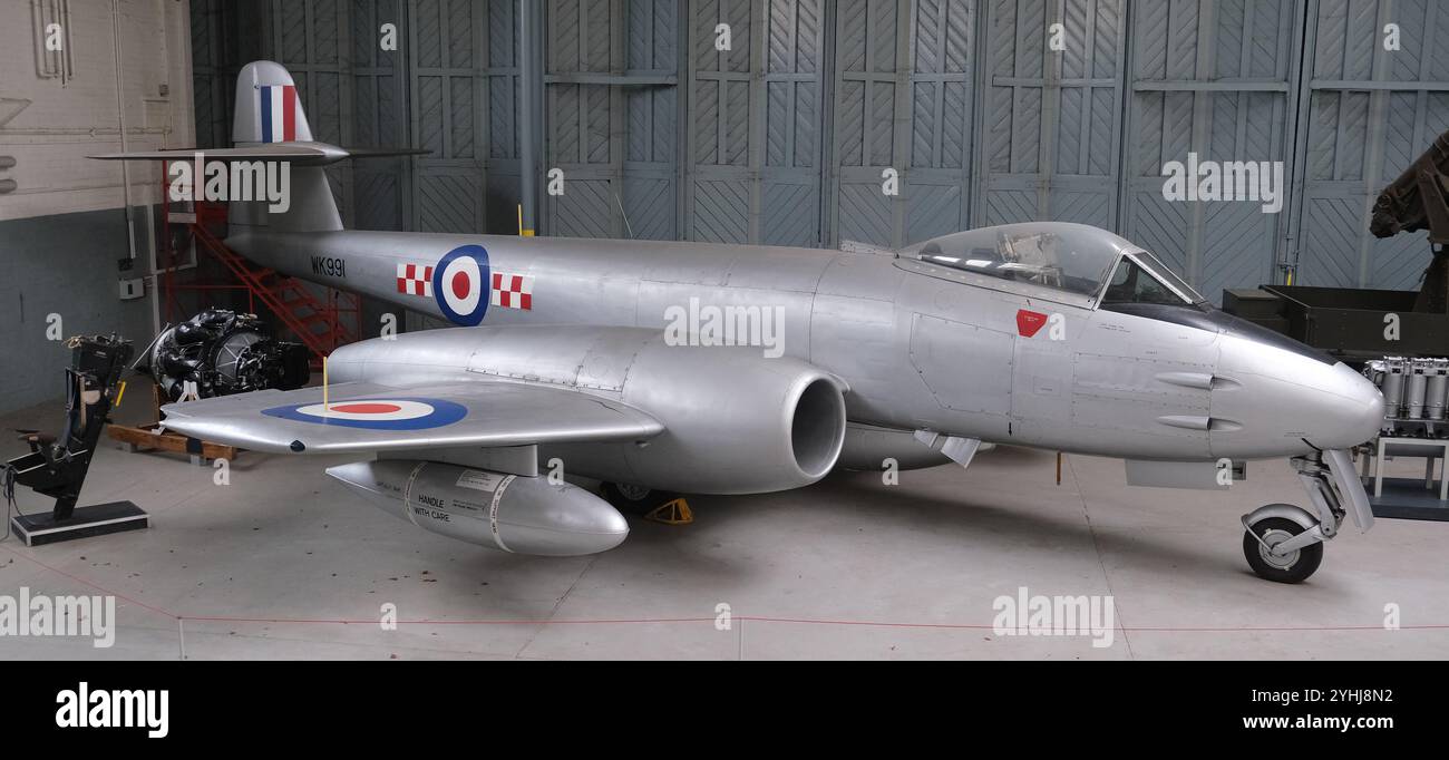 Gloster meteor in flight hi-res stock photography and images - Alamy