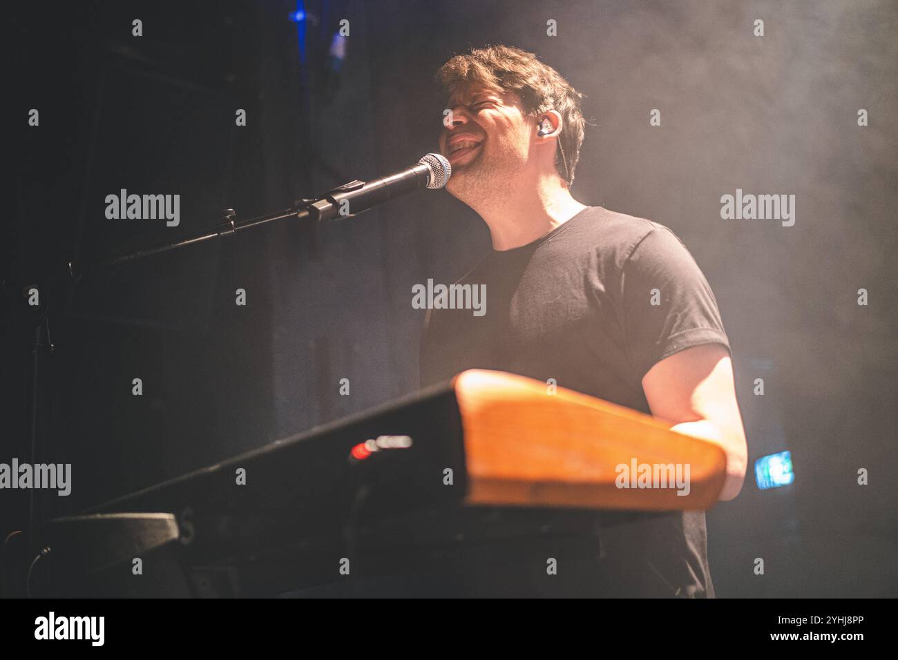 Jonah nilsson performs on stage hi-res stock photography and images - Alamy