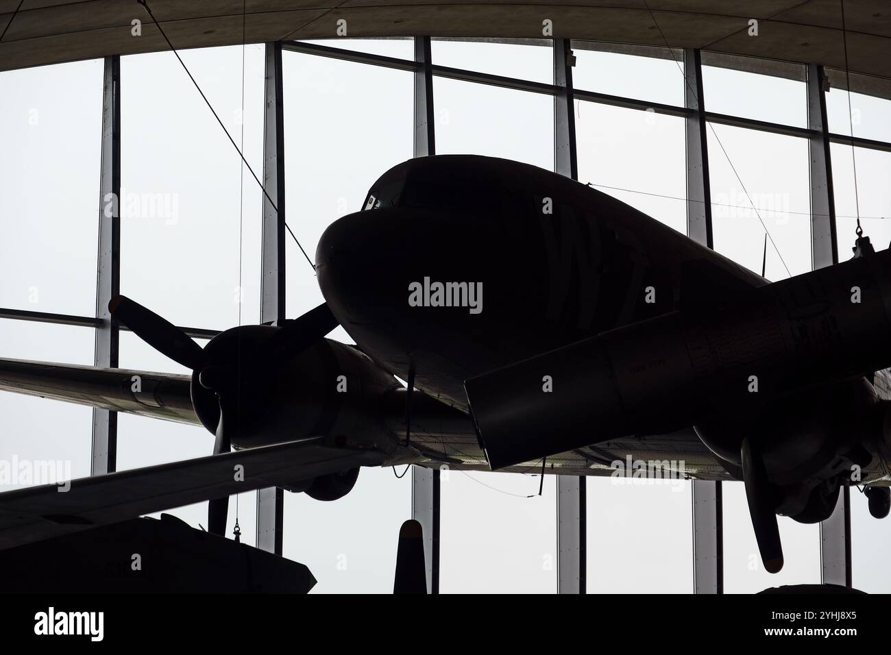 Raf ww2 transport aircraft hi-res stock photography and images - Alamy