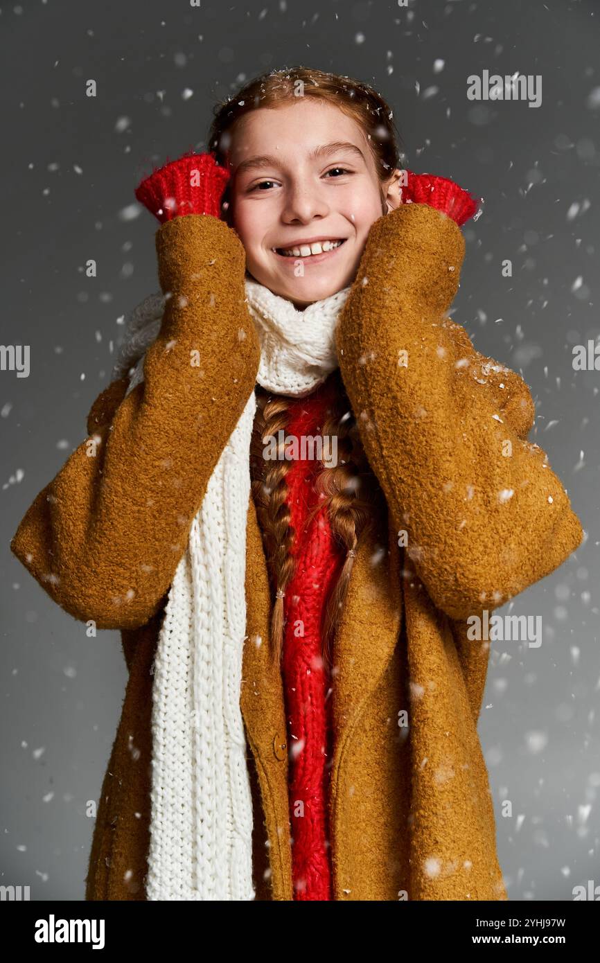 Girl in warm winter clothes hi-res stock photography and images - Alamy
