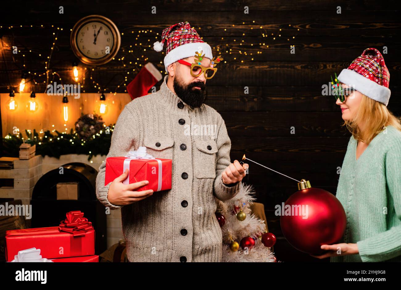 Winter eve night emotion reactions. Couple celebration new year ...