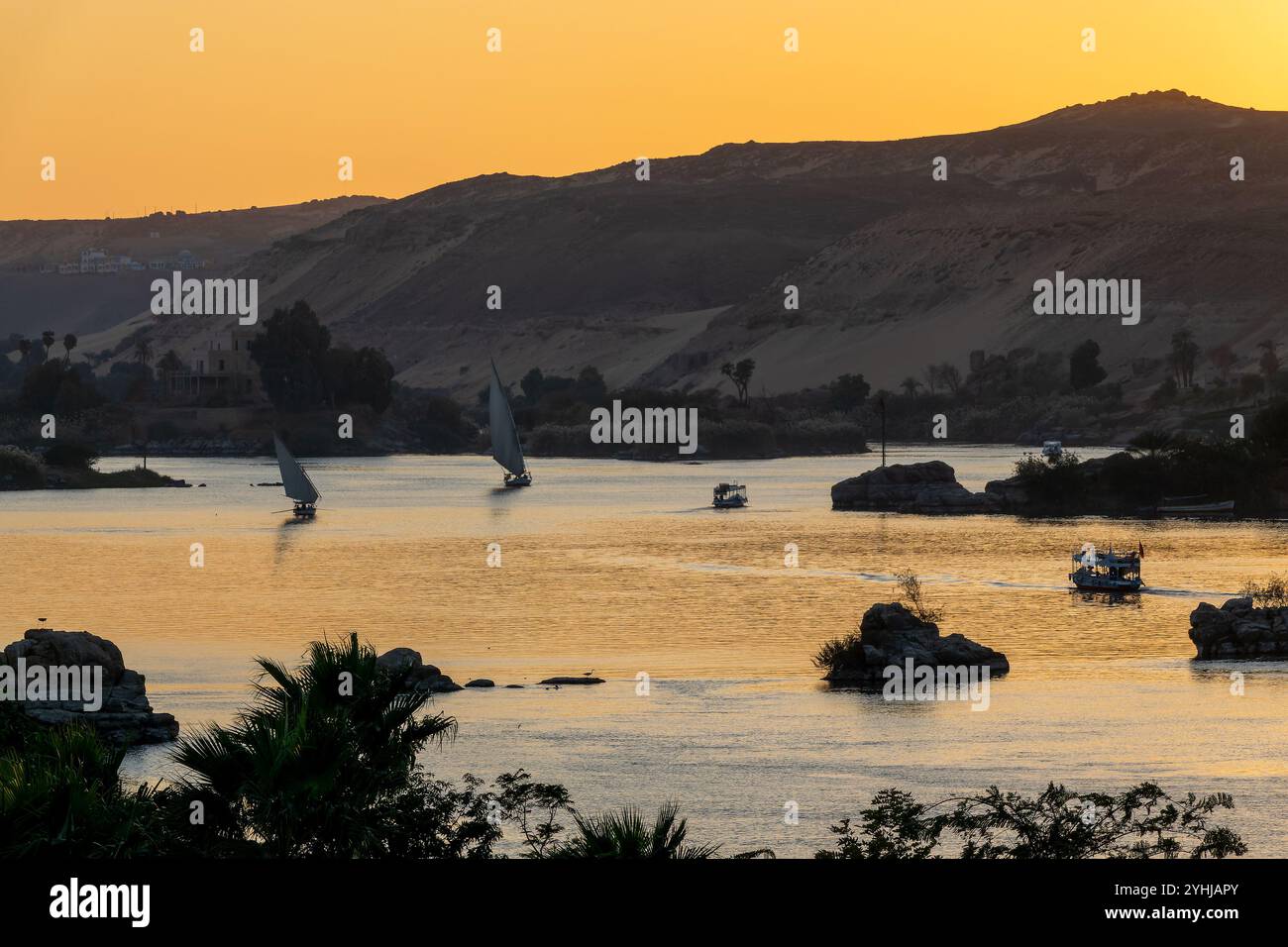 Aerial view of the Nile river with Feluccas (traditional egyptian ...