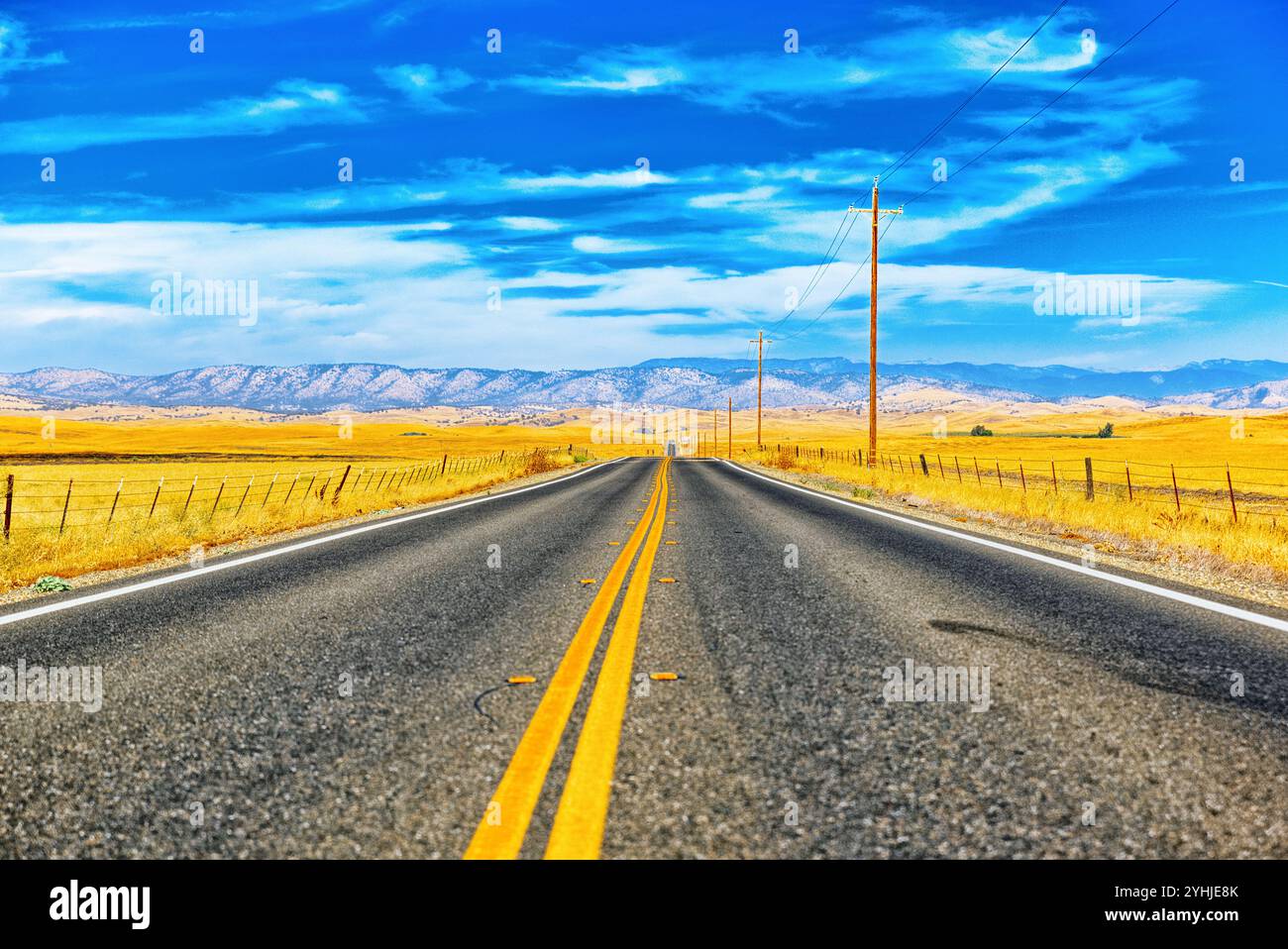 Endless American asphalt roads in Arizona state. USA Stock Photo - Alamy