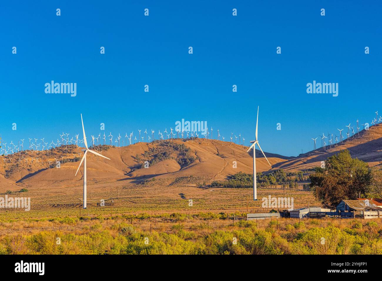 Wind generators in the california desert hi-res stock photography and ...