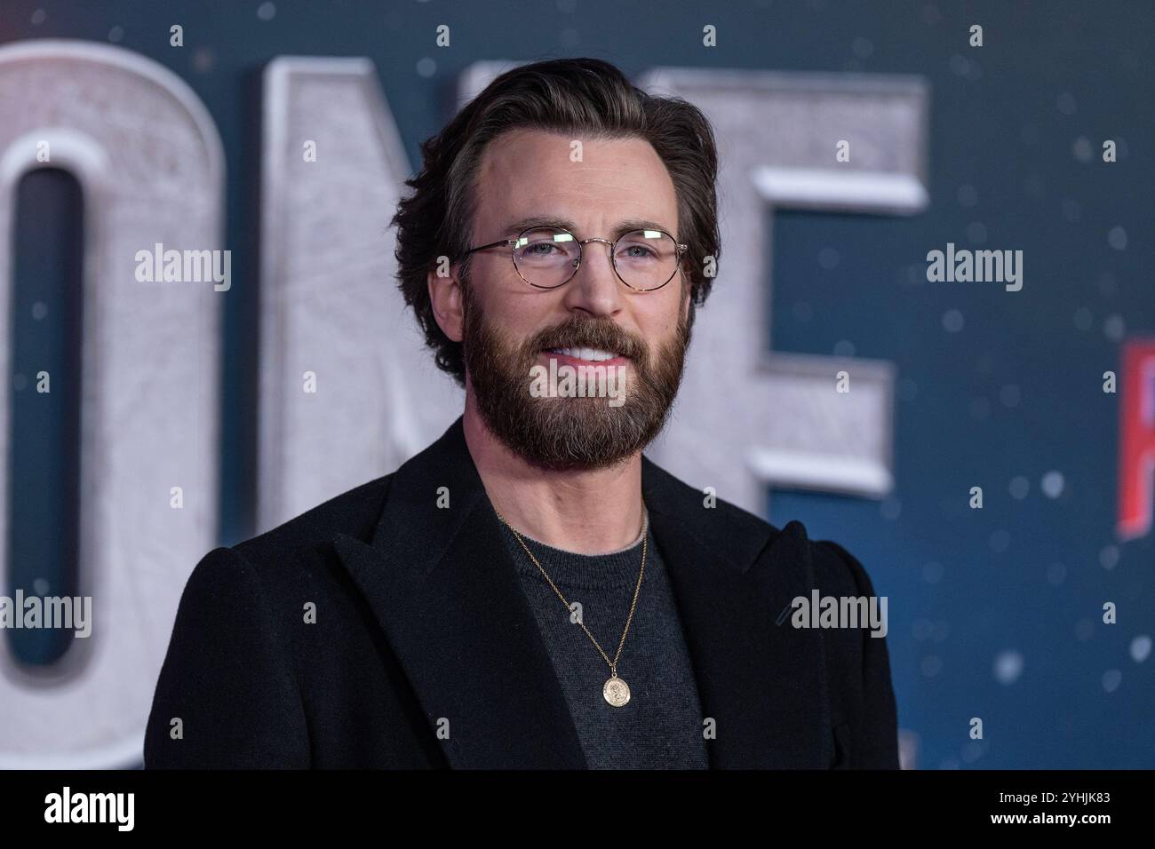 Chris Evans attends US premiere of Amazon 'Red One' at Alice Tully Hall ...