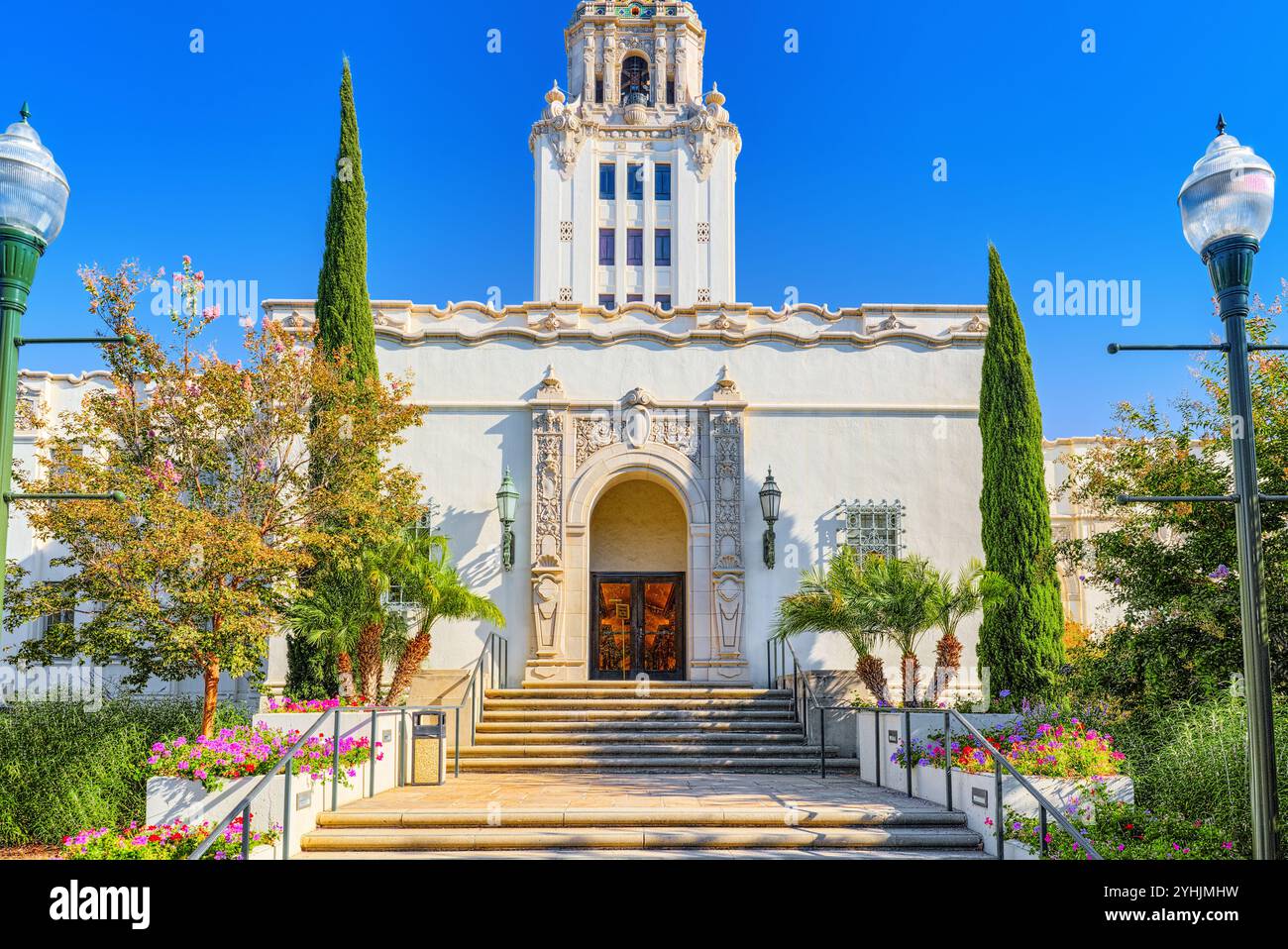 Aerial view beverly hills street hi-res stock photography and images ...