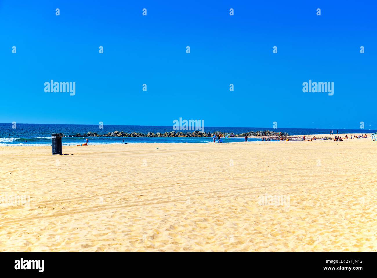 Venice beach skate park ocean hi-res stock photography and images - Alamy