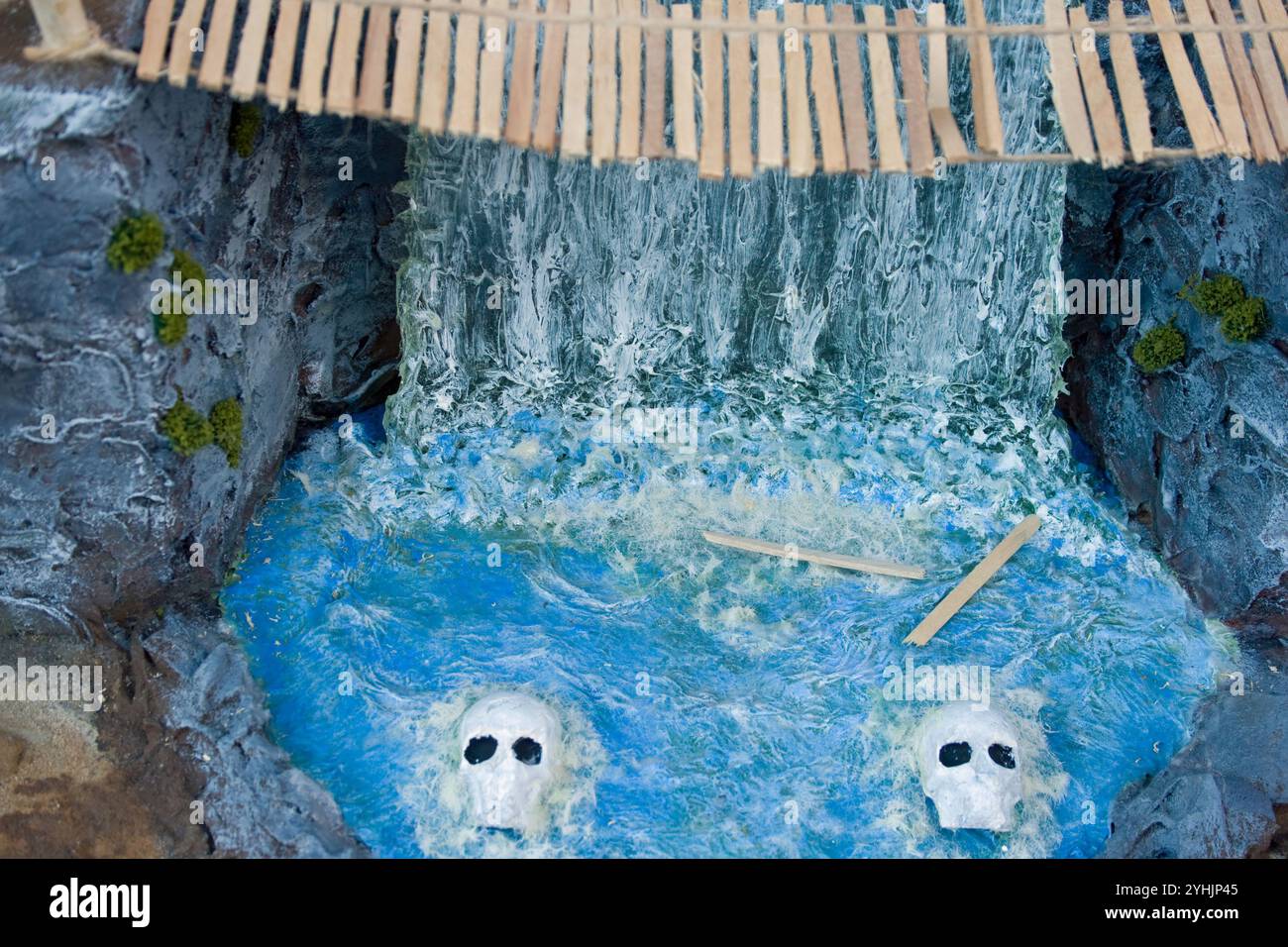 Acrylic skulls hi-res stock photography and images - Alamy