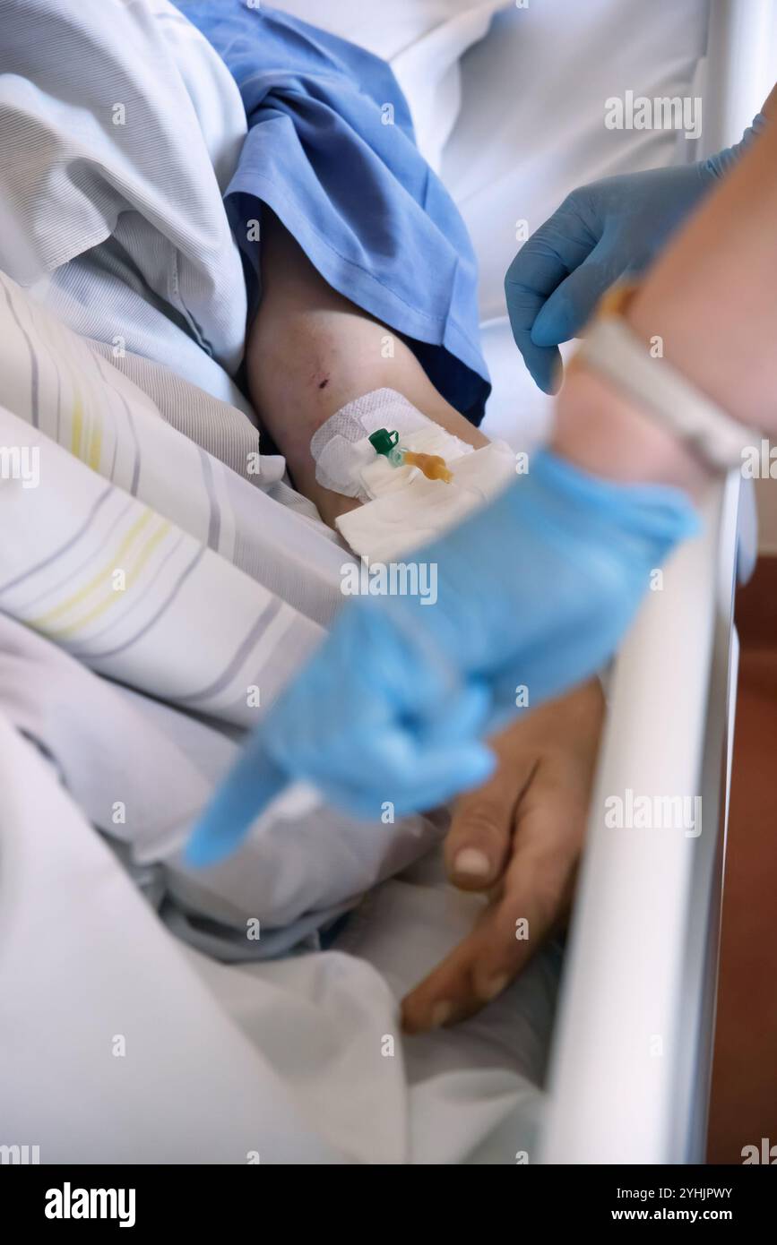 Caring nurse vertical hi-res stock photography and images - Alamy