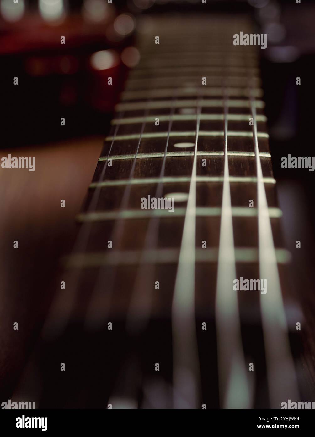 Music vertical hi-res stock photography and images - Alamy