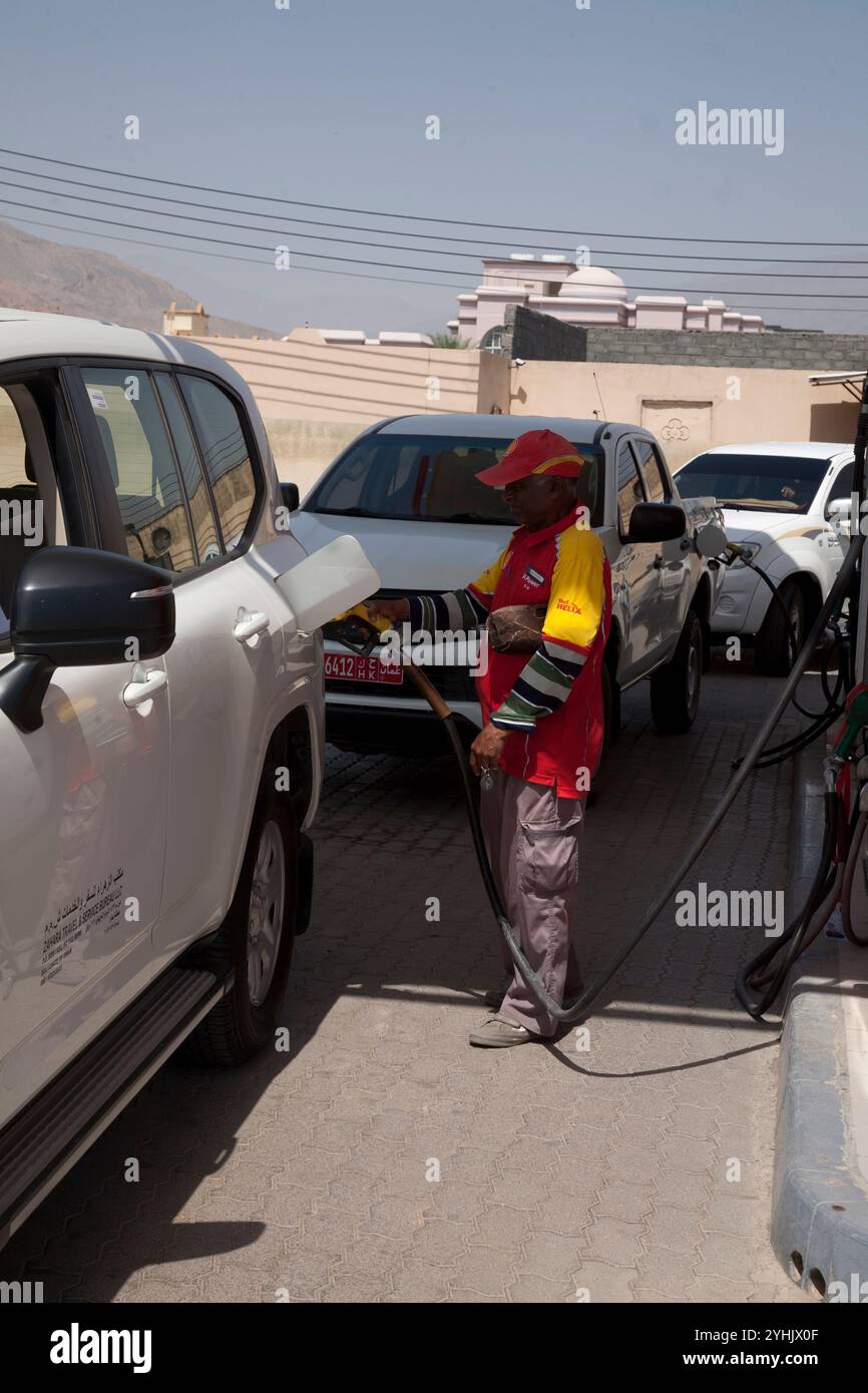 Dispensing petrol hi-res stock photography and images - Alamy