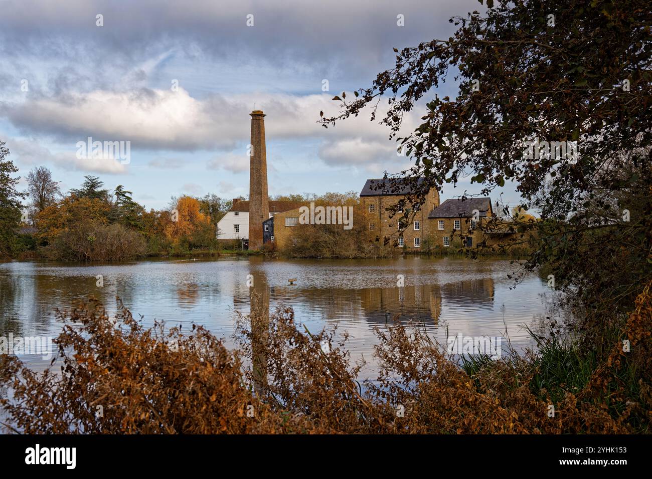 The Mill pond and mill at Tonge Sittingbourne in Kent Stock Photo - Alamy