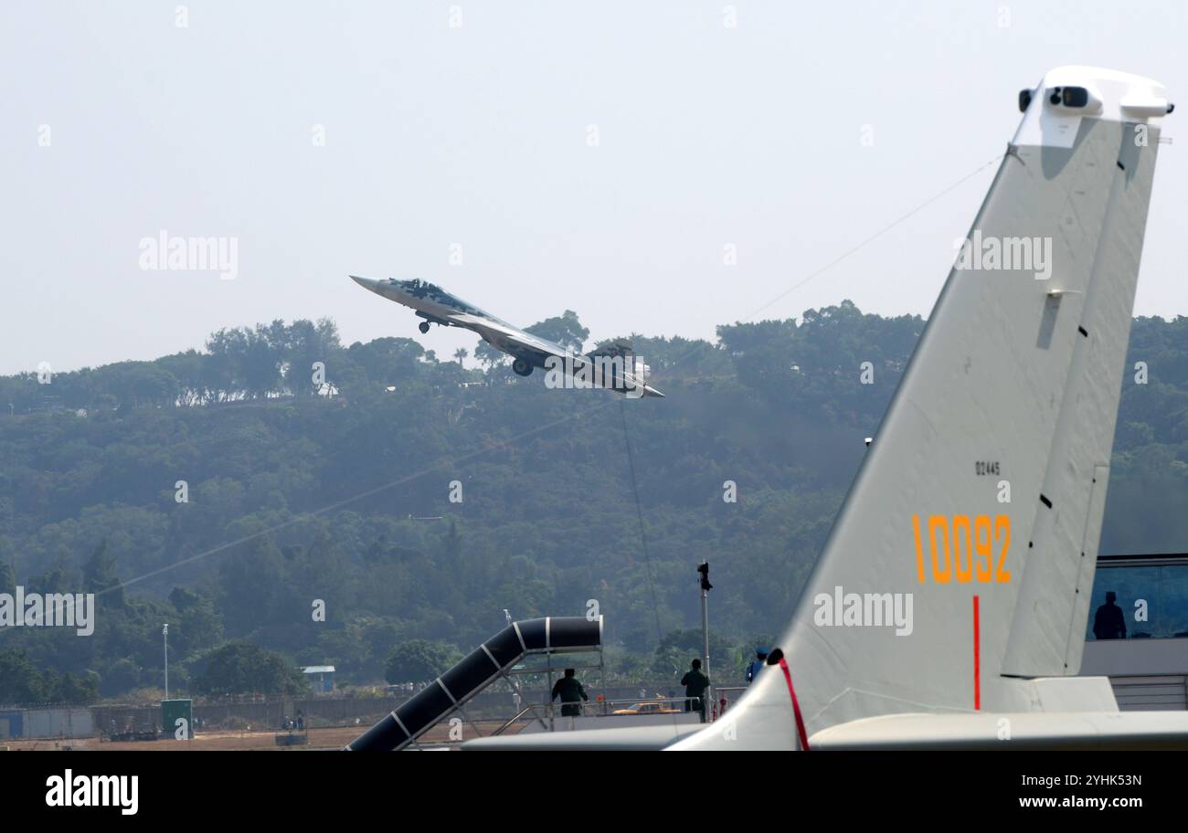 (241112) -- ZHUHAI, Nov. 12, 2024 (Xinhua) -- A Russia's Su-57 fighter ...