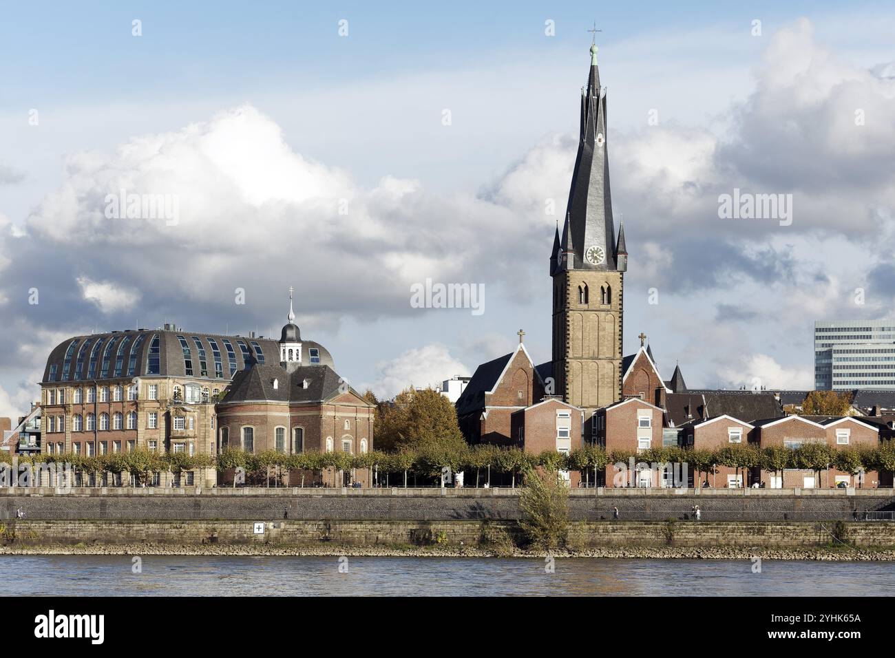 Rhine bank with St Lambertus and St Joseph's Chapel, Duesseldorf Old ...