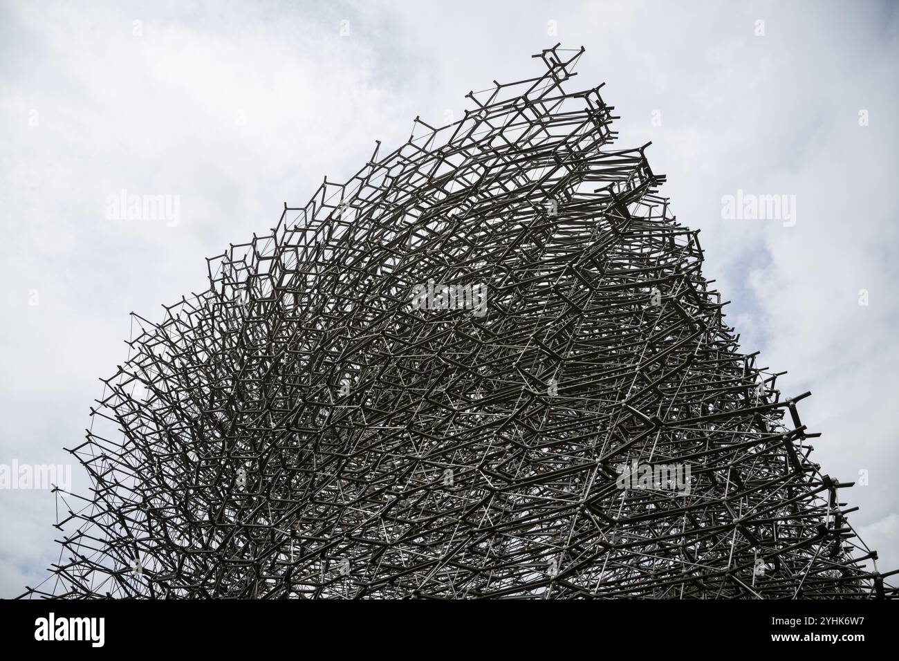 The Hive, artwork by Wolfgang Buttress, Royal Botanic Gardens (Kew ...