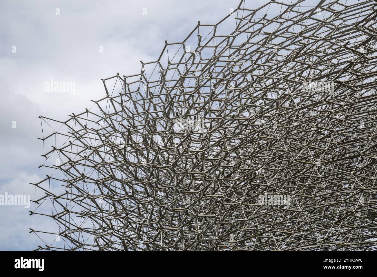 The Hive, artwork by Wolfgang Buttress, Royal Botanic Gardens (Kew ...