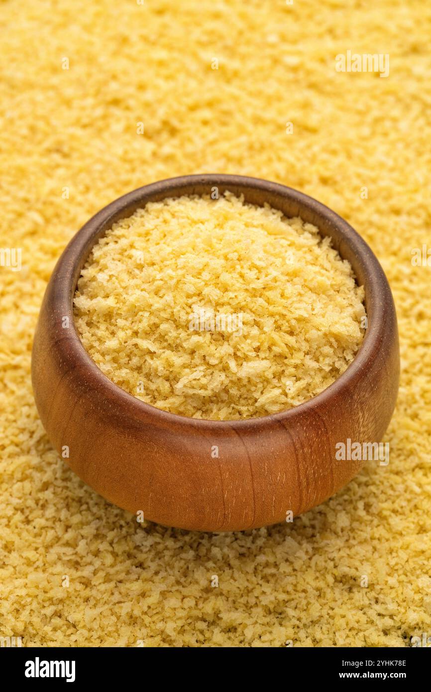 Japanese yellow panko crumbs in the bowl Stock Photo - Alamy