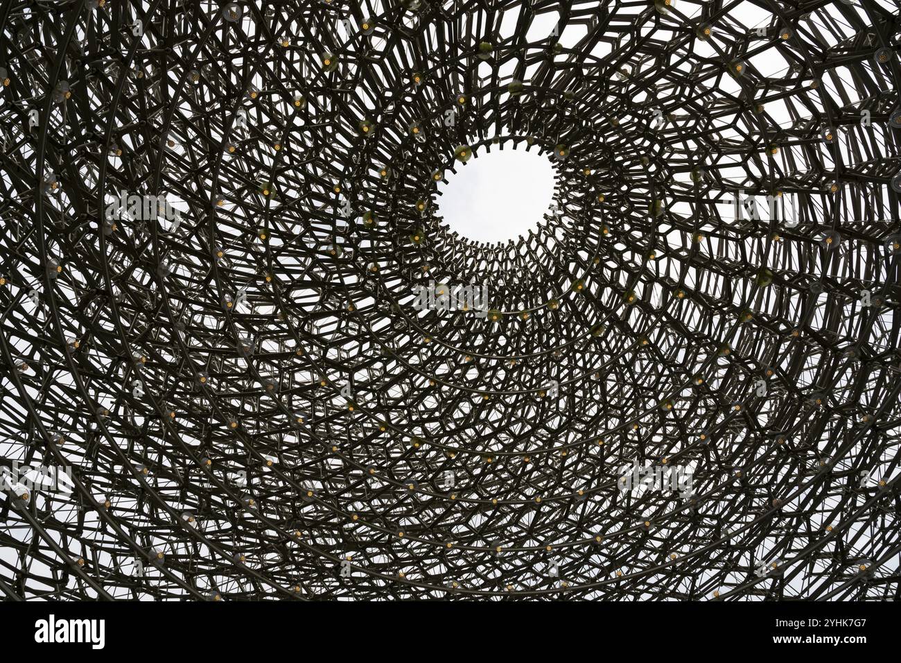 The Hive, artwork by Wolfgang Buttress, Royal Botanic Gardens (Kew ...