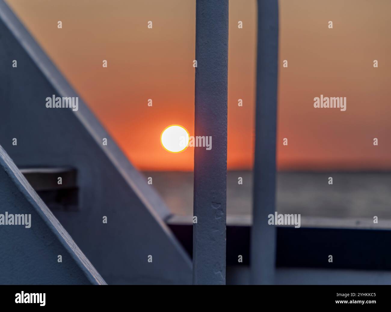 Sun from the west hi-res stock photography and images - Alamy