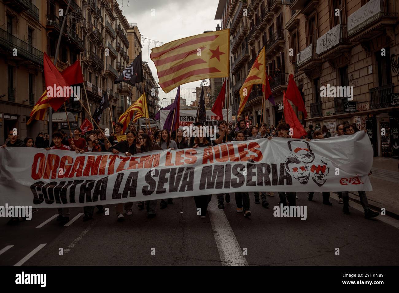 Barcelona, Spain. 12th Nov, 2024. Catalan students chant slogans in ...