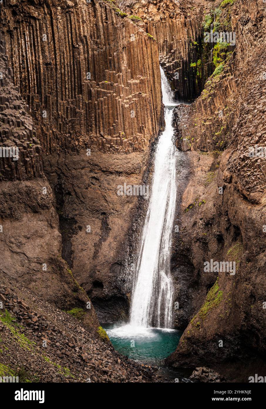 Hengifoss waterfall mountain river east hi-res stock photography and ...