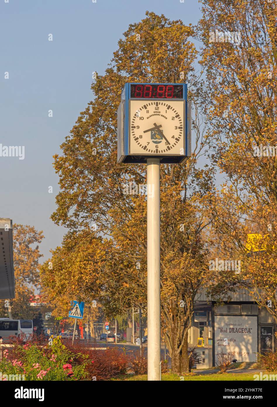 Slavonski Brod, Croatia - October 22, 2024: Analogue Public Clock With ...