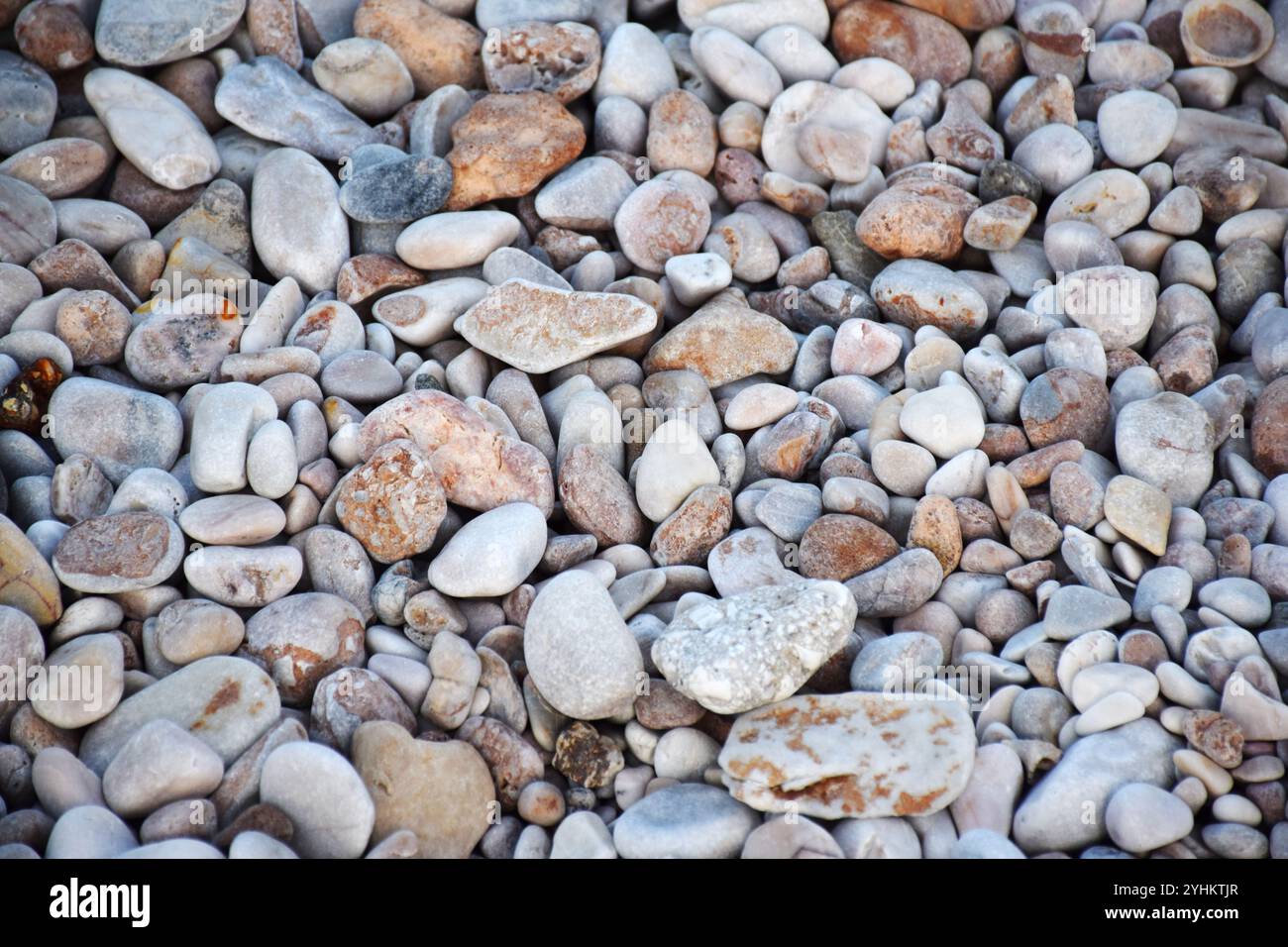 Shoreline stone designs hi-res stock photography and images - Alamy