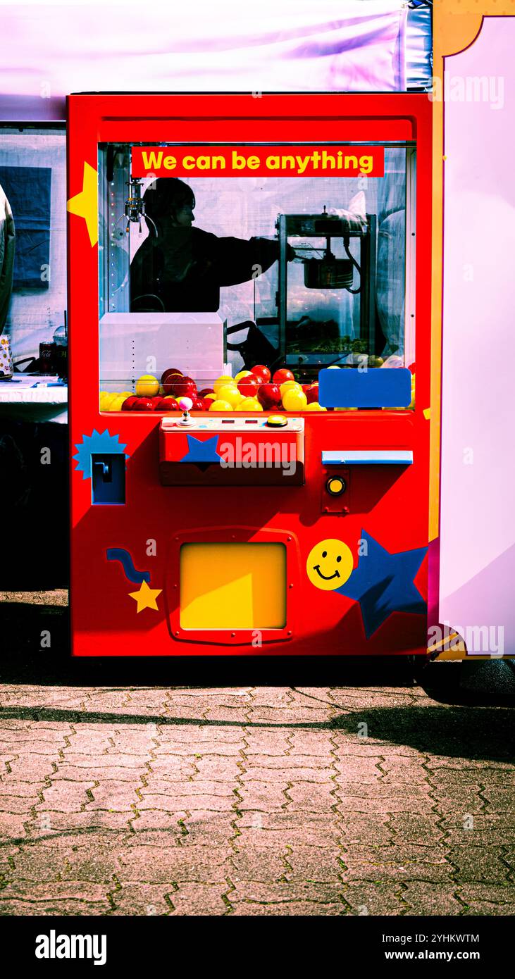 Motivational arcade hi-res stock photography and images - Alamy