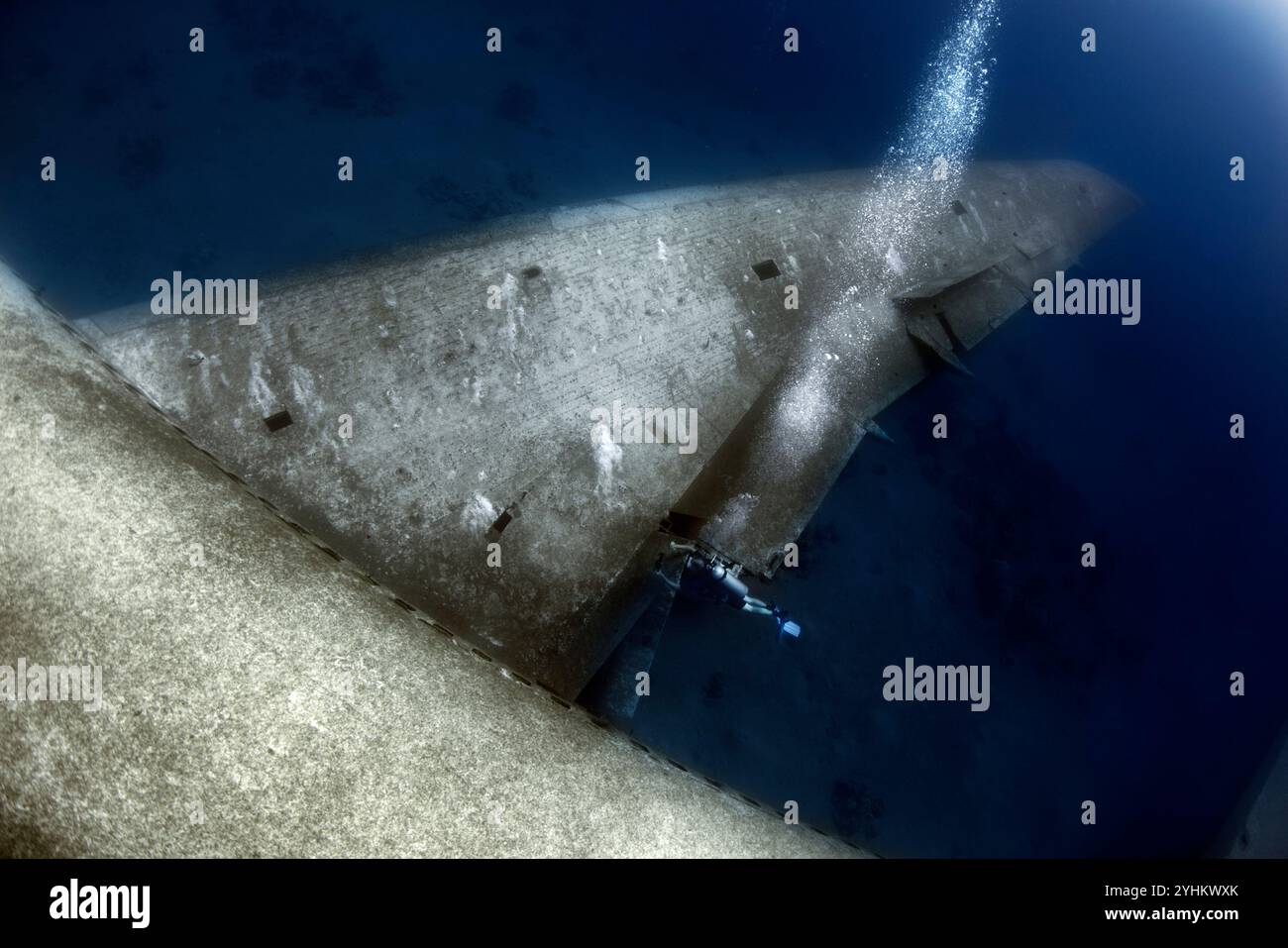 Werck. Lockheed L-1011 TriStar three-engine plane intentionally sunk in ...