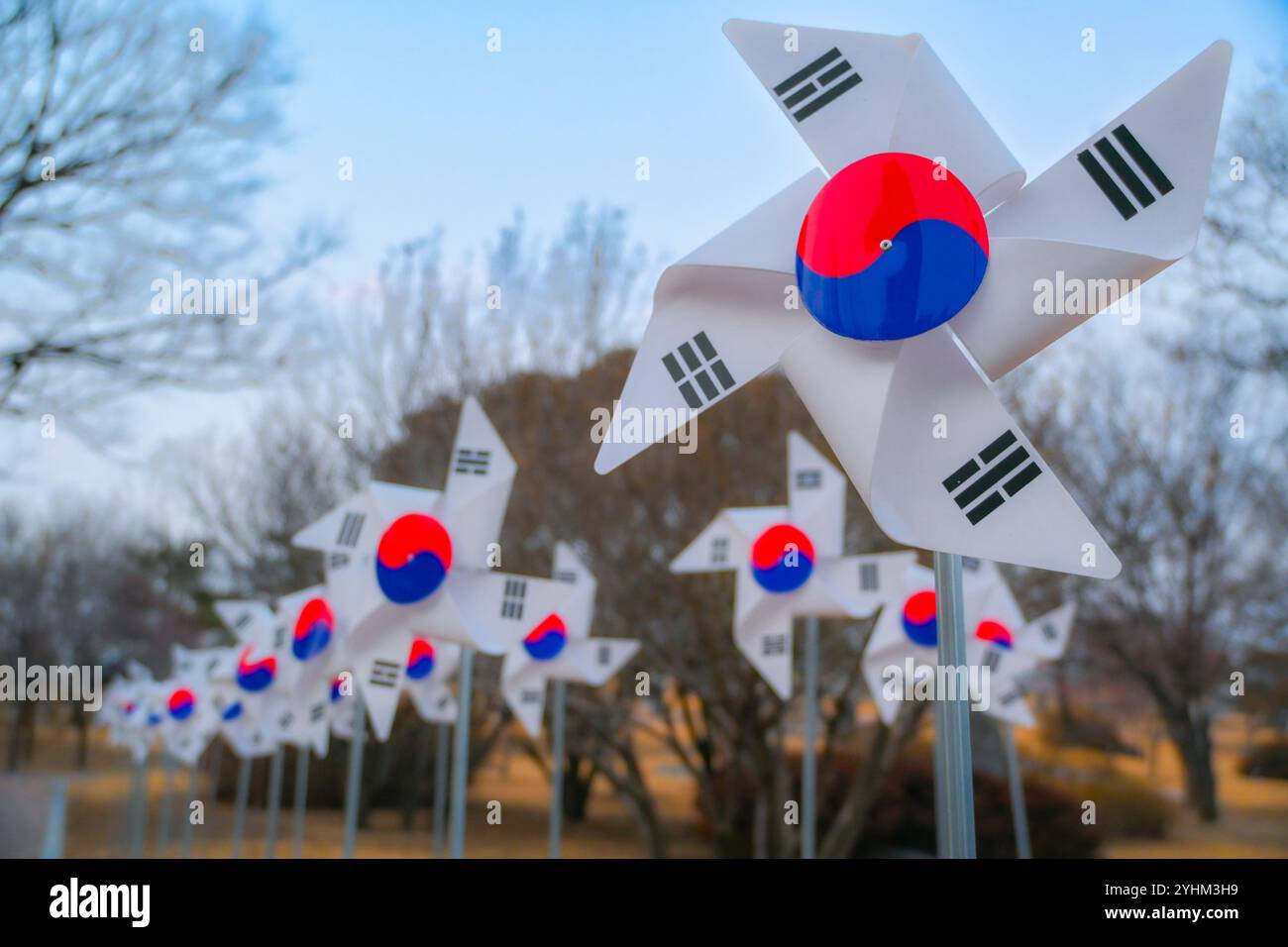 Flag inspired pinwheels hi-res stock photography and images - Alamy