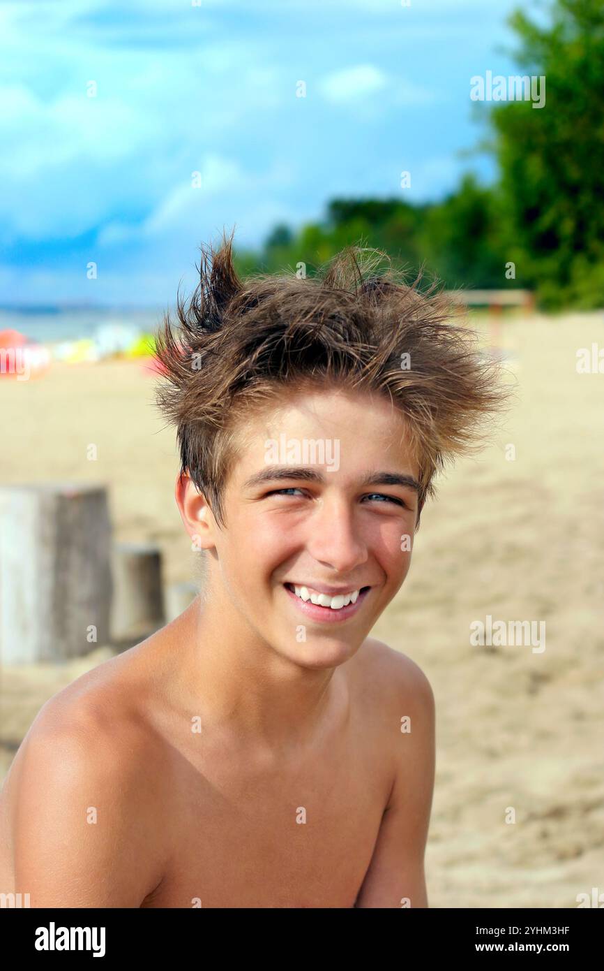 Wind face teen hi-res stock photography and images - Alamy