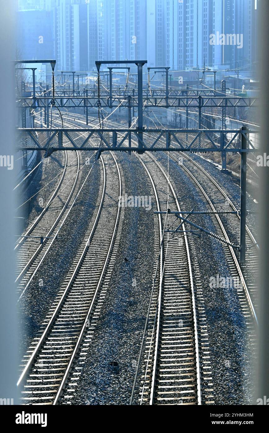 Junction on train tracks hi-res stock photography and images - Alamy