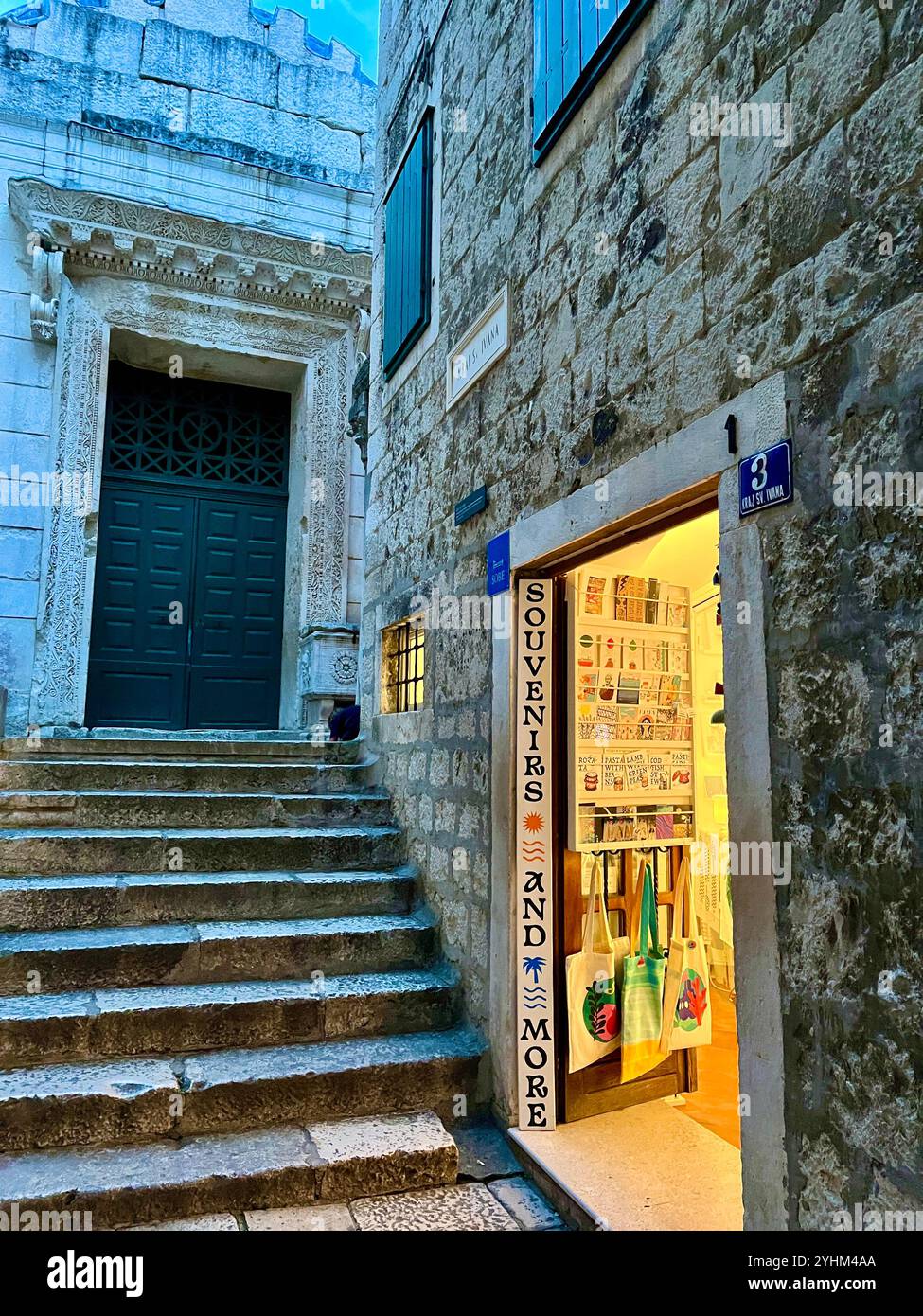 10th century croatian bishop hi-res stock photography and images - Alamy