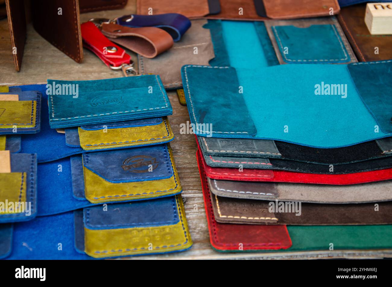 Sewing leather goods hi-res stock photography and images - Alamy