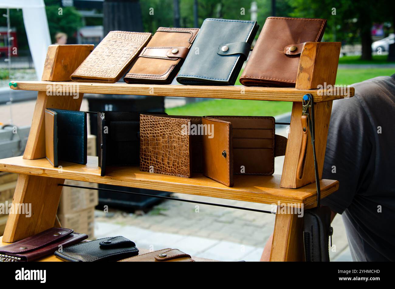 Man making leather goods hi-res stock photography and images - Alamy