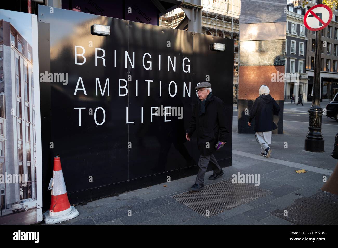London residents walking to work on the Hanover Square area of Mayfair ...