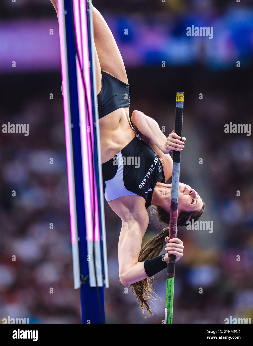 Eliza mccartney paris 2024 hi-res stock photography and images - Alamy