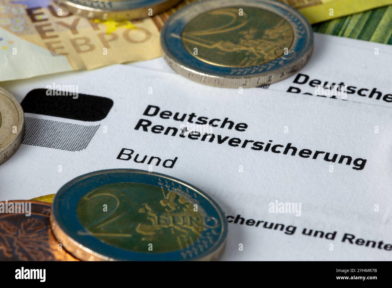 Close-up of the DEUTSCHE RENTENVERSICHERUNG BUND letterhead with euro ...