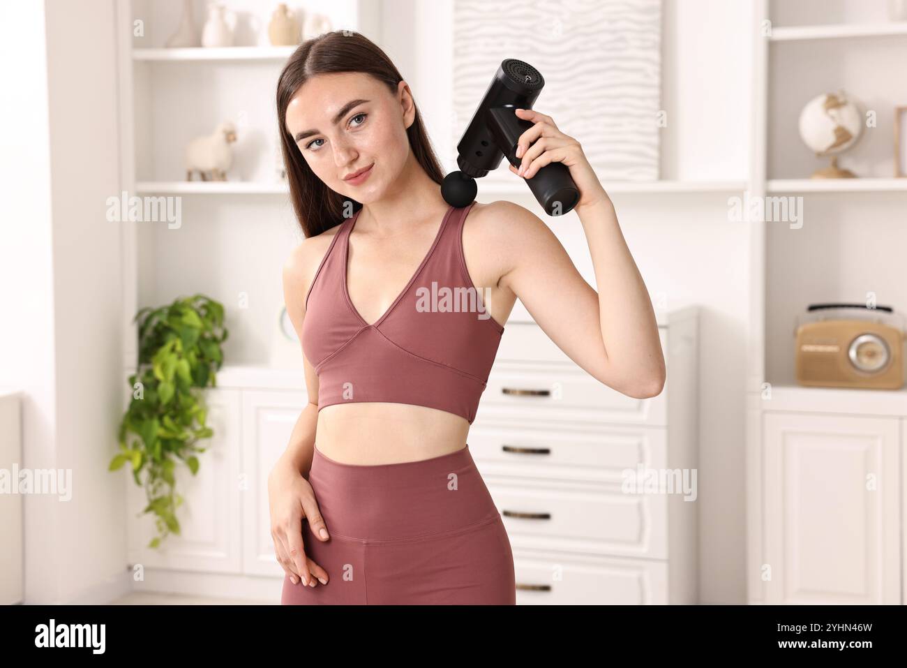 Woman pain trapezius muscle hi-res stock photography and images - Alamy